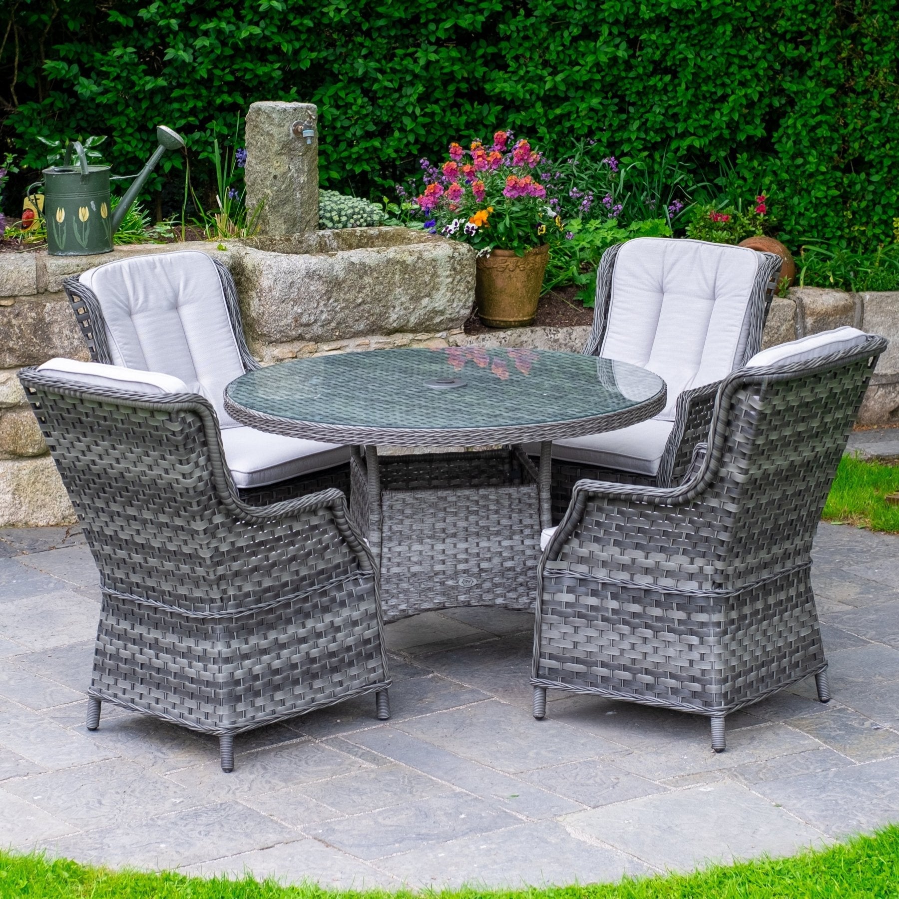 Bali Delux- 4 Seat Set with 120cm Round Table (Grey) – RW Living